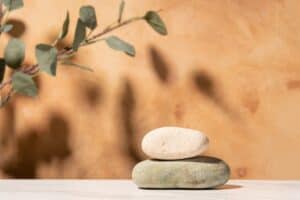 Simple Living: A Beginner's Guide To Living A Less Complicated Life ...